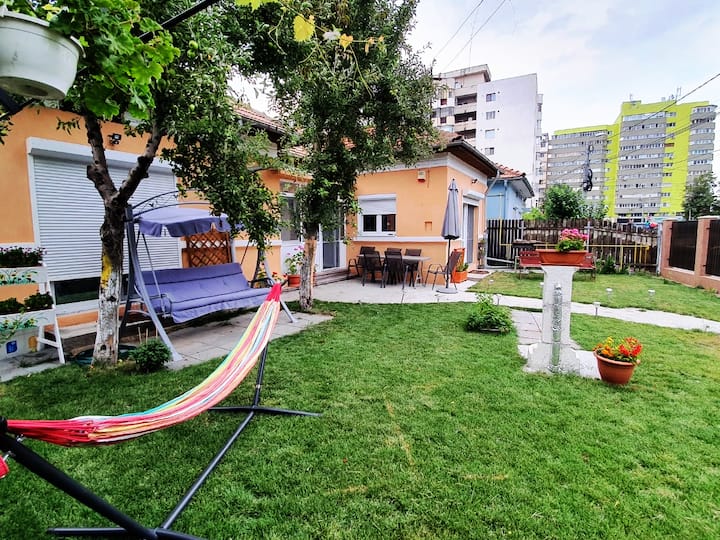 Beautiful And Cosy Full House In Downtown Buzau. - Buzău
