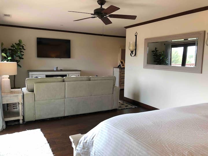 Del Sol Suite W/ Private Entrance And Patio - Temecula, CA