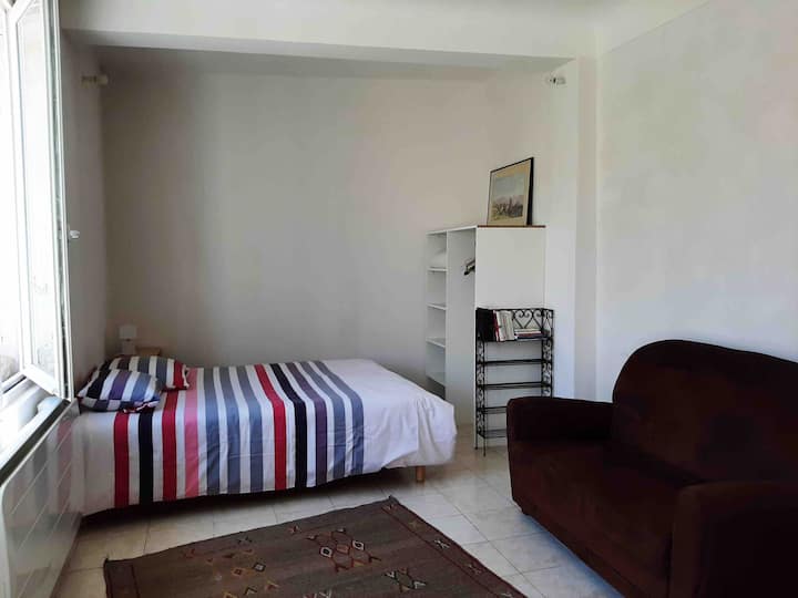 Studio Dans Joli Village Du Luberon - Saint-Saturnin-lès-Apt
