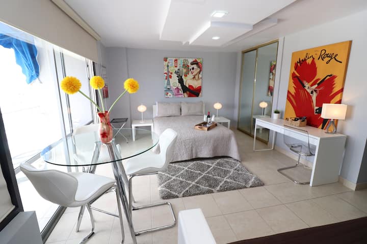 Modern Studio Next To El San Juan Hotel, With Pkg. - San Juan