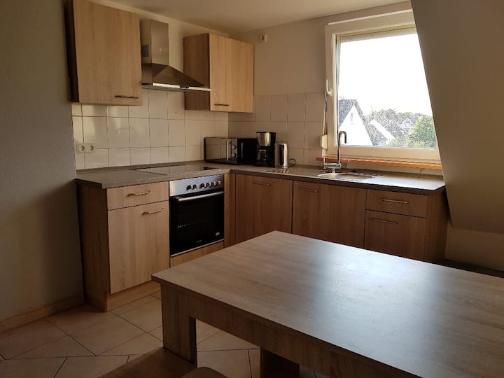 Grosszügige Wohnung Mit Drei Schlafzimmer! - Neuss
