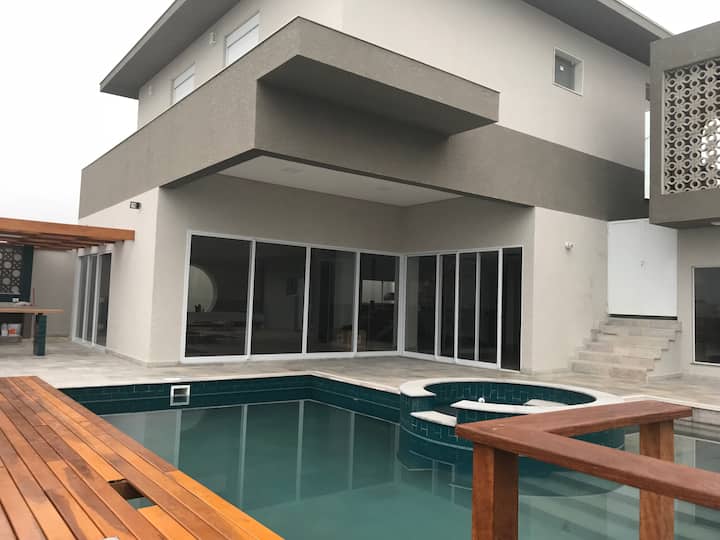 Casa Em Condomínio Fechado Com Quadra Beach Tênis - Bragança Paulista