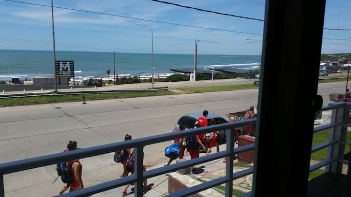 Mardel. Punta Mogotes. Frente Al Mar Con Cochera - Mar del Plata