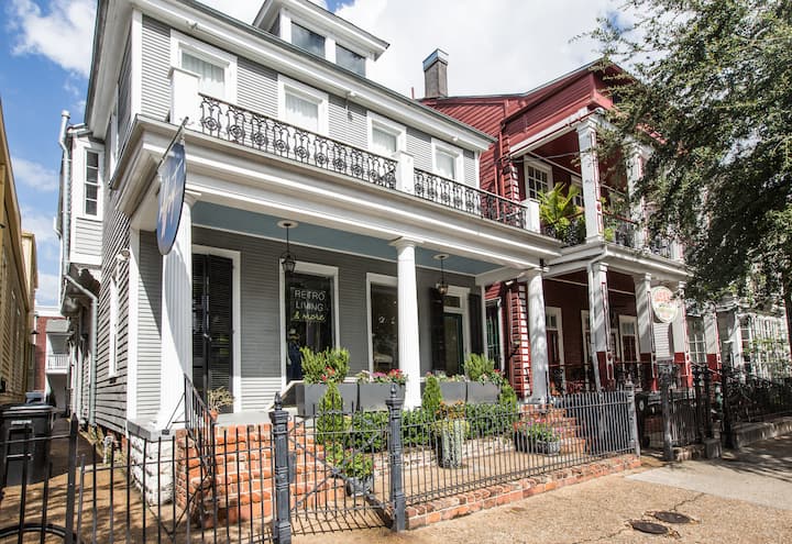 Farmhouse Cottage | Centrally Located + Streetcars - La Nouvelle-Orléans, LA
