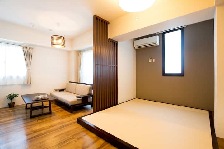 Direct Airport, Nanba Station Walk 3min/a3 - 大阪府