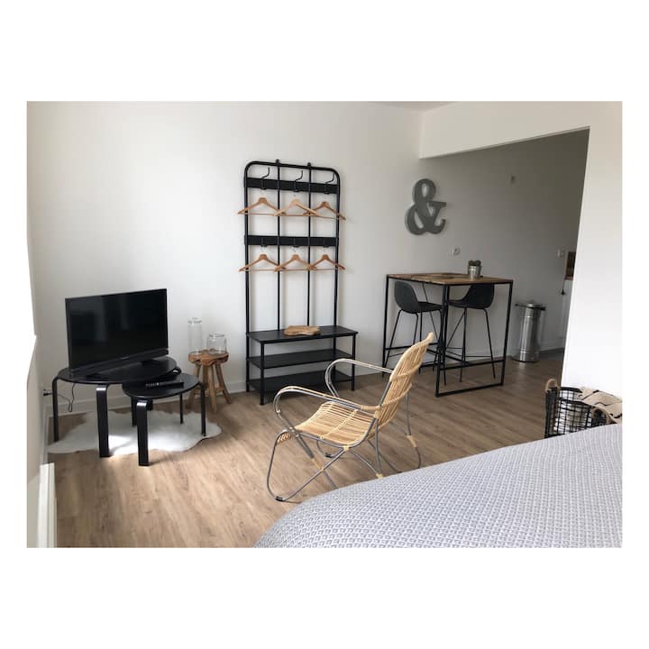 Charming Studio Mit Blick Auf Den Hafen Und 100 M Vom Strand Entfernt - Bretagne