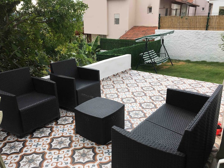 Alaçatı Kiralık Bahçeli Villa - Çeşme
