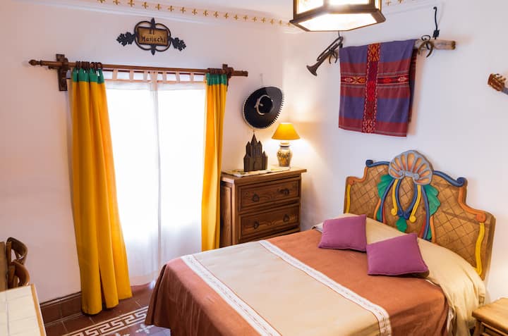 La Cabaña Del Mariachi In Guanajuato Centro - Guanajuato