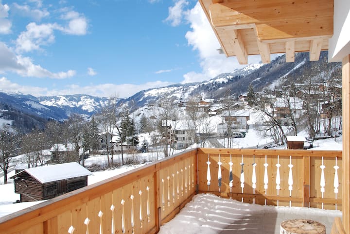 Charming Apartment With Fantastic View - Klosters-Serneus