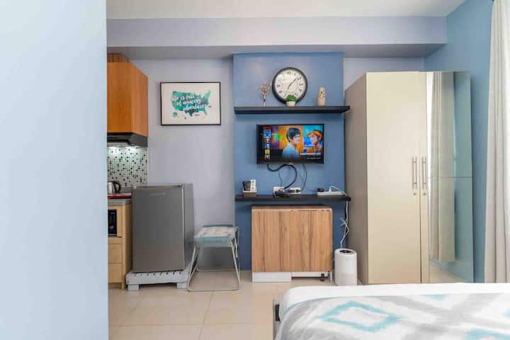 Modern Coastal Mivesa Studio Unit Near It Park - Cebu