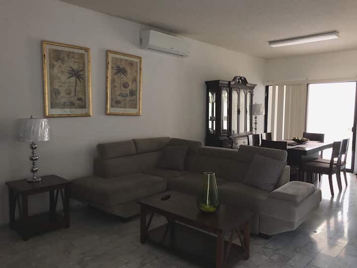 Departamentos Contiguos Hasta Para 16 Personas - Monterrey