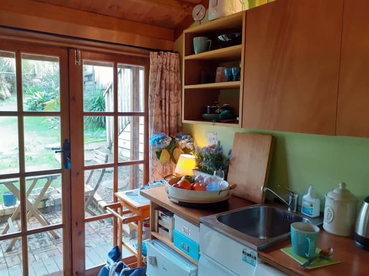 5 Best Tiny Houses For Rent In Auckland, New Zealand - Updated 2025 ...