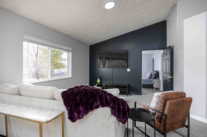 2br 2ba - Remodeled Gem Near Airport & Mins To Dt - Salt Lake City, UT