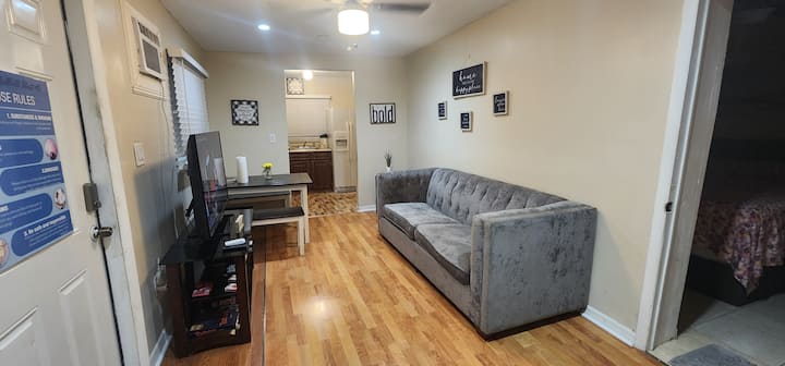 Stadium Bnb# 2
A Great Place To Create Memories - North Miami, FL