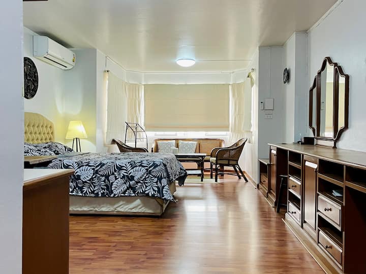 Ping 2公寓 Free Wifi，繁华宁曼路，步行maya， - Chiang Mai