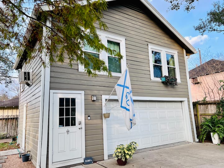 Your Happy Place: Heart Of Montrose & Upper Kirby - Houston, TX