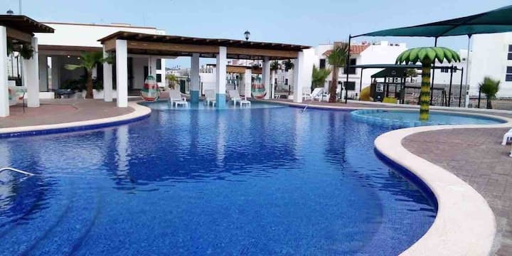 Cómodo Departamento, Con Seguridad, Alberca. - Messico