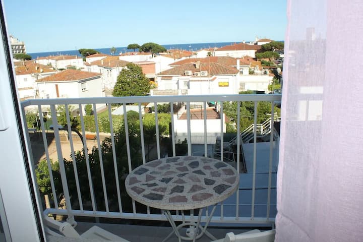 Apartamento En Blanes Con Preciosas Vistas Al Mar. - Blanes