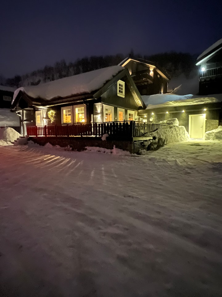 Ski Inn/ut Med Jacuzzi.
På Høyfjellet - Norway