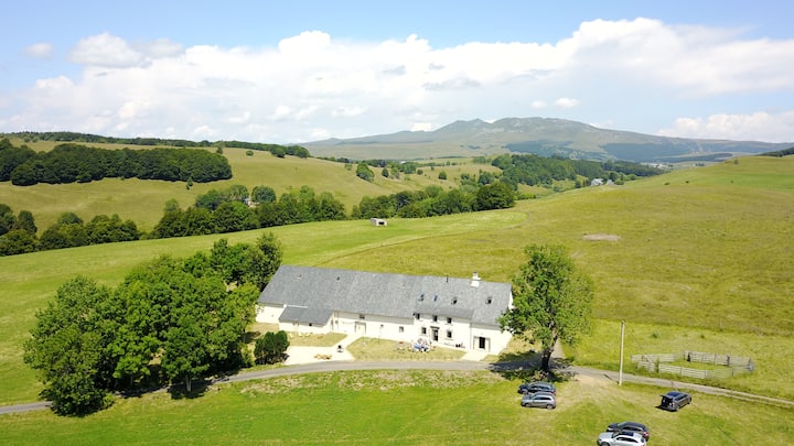 Cisternes Entre Ciel Et Terre - Puy de Sancy