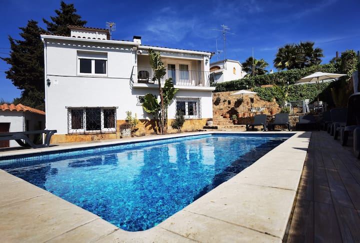 Mansion Doryana - Santa Susanna