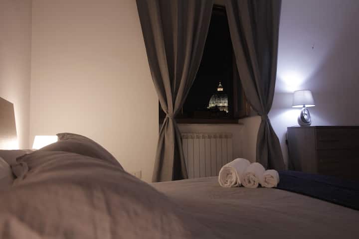 Vatican Dome View Apartment Risorgimento - Vatican City