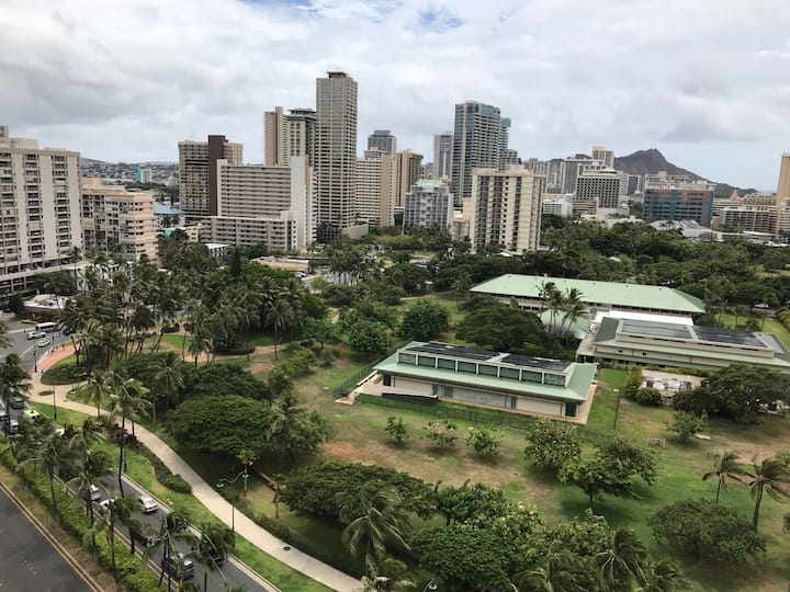 Newly-remodeled! Waikiki Apartment With Ocean View - Hawái