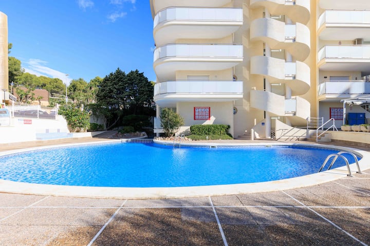 Bright Cruise For Escape Cap Salou - Salou
