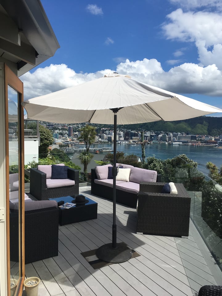 Bay Heights - Million Dollar Views! - Wellington