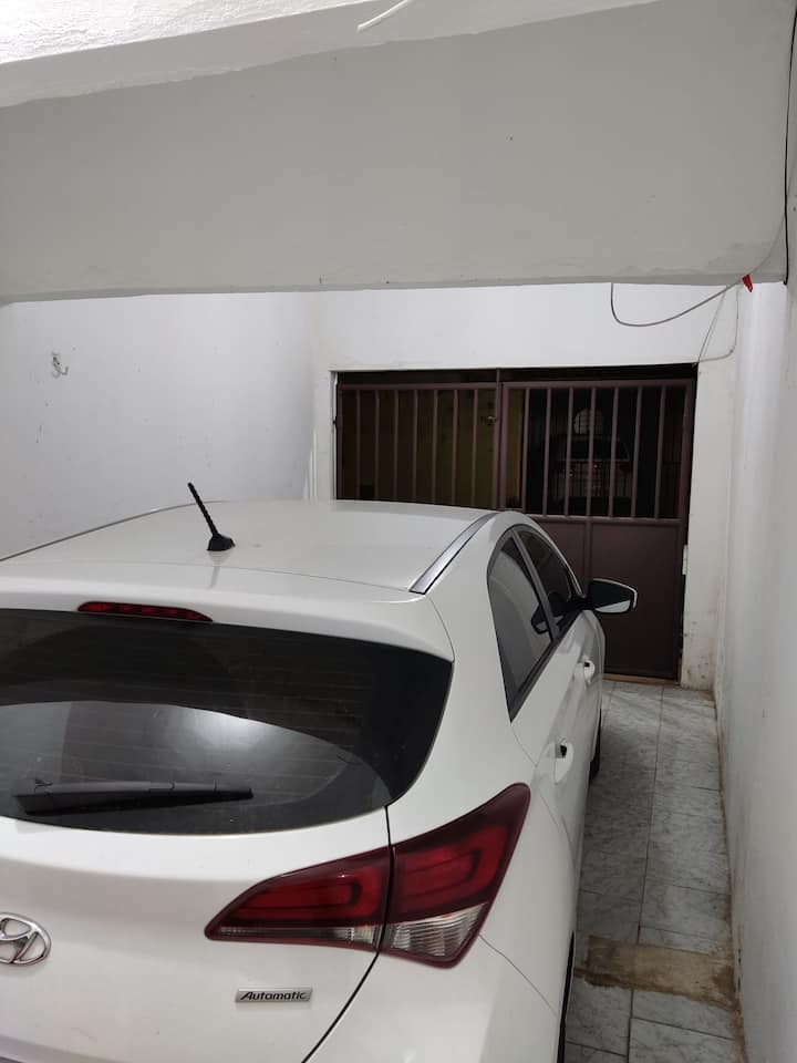 Casa Completa E Mobiliada Com Garagem Incluída - Ilhéus