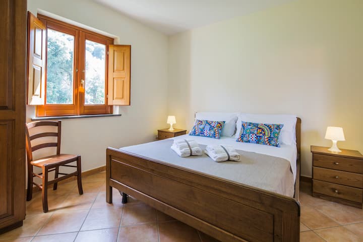 Couple’s Paradise – Sorrento’s Sea Beach - Capri