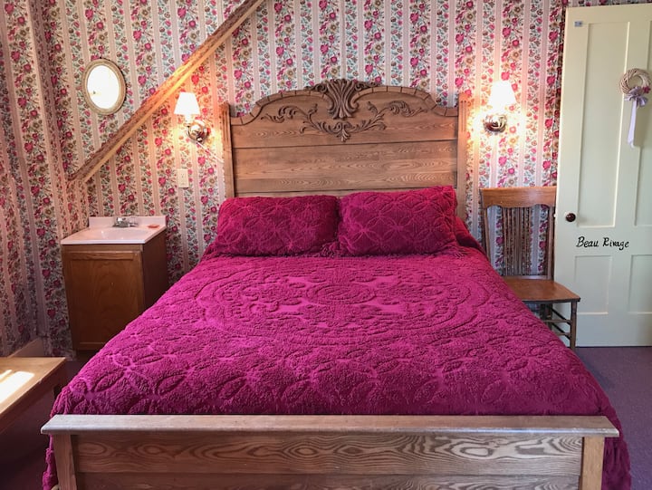 Beau Rivage @ Pres Du Port B&b Stonington, Maine - Stonington, ME