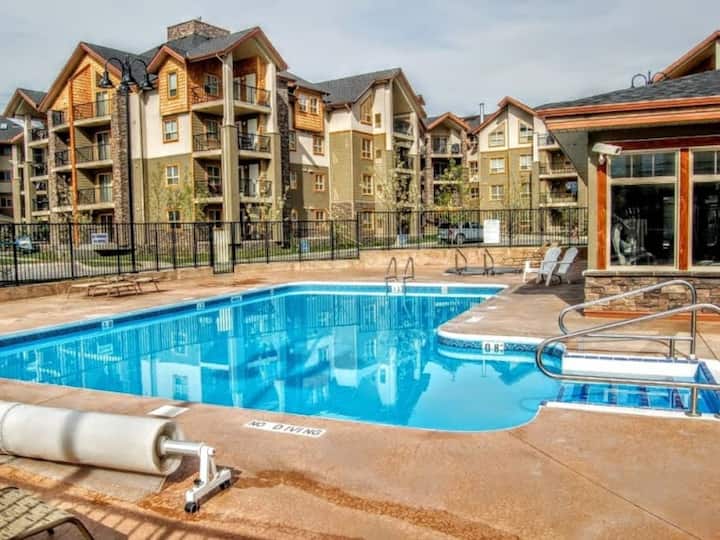 417 Beautiful And Spacious 3 Bedroom Condo - Invermere