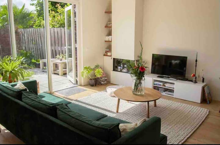 Uniek Volledig Woonhuis Met Tuin Dichtbij Strand - Katwijk aan Zee