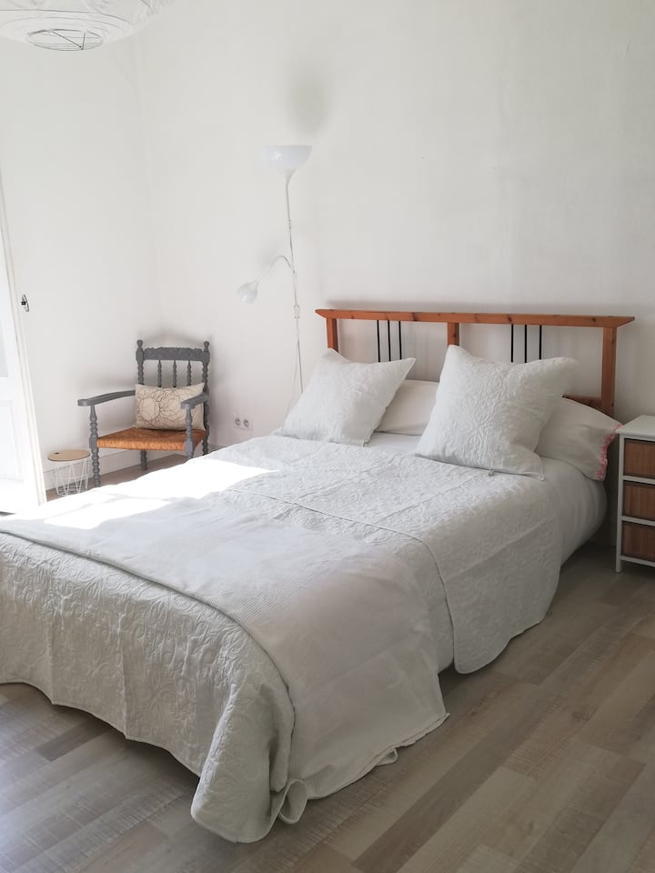 Belle Chambre Lumineuse - Sdb Privative Et Balcon - Limoges