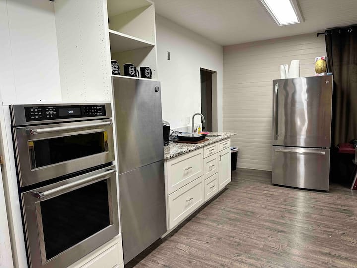 July Private 2 Bedroom - Seattle, WA