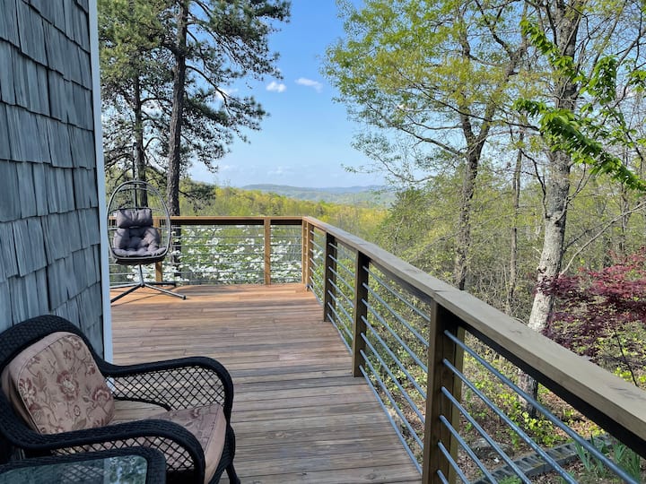 Hilltop Mountain Retreat - Lincoln County, NC