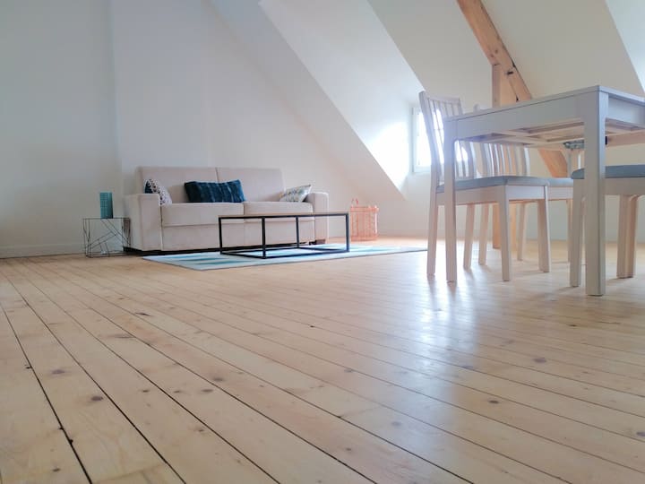 Grand Studio Très Lumineux Au Coeur De Solidor. - 생말로