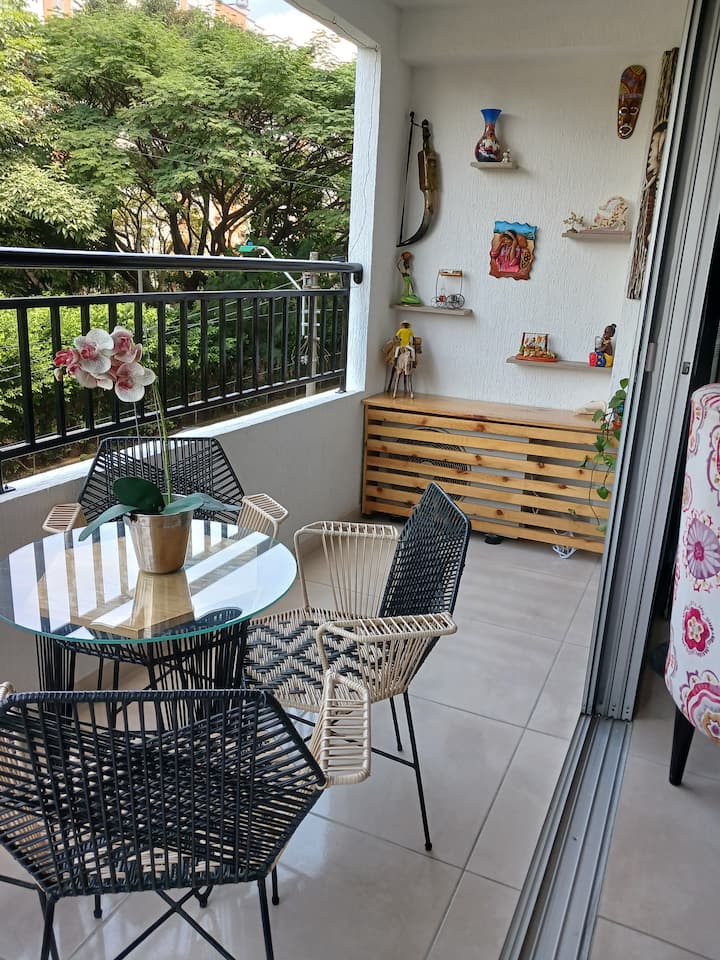 Apto Con Parqueadero, Piscina, A/c –Norte De Cali - Cali