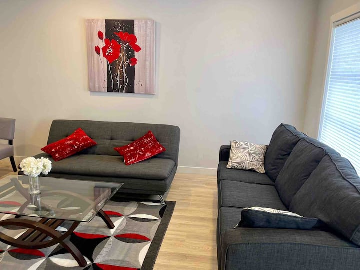 Havilah's Place, Regina. Near Airport & Mosaic. - Regina