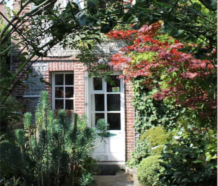 Votre Maison De Pêcheur Avec Jardin Dans Etretat - Étretat