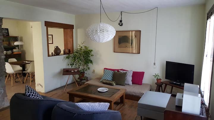Apartamento En Palermo, Cerca De La Rambla. - Montevideo