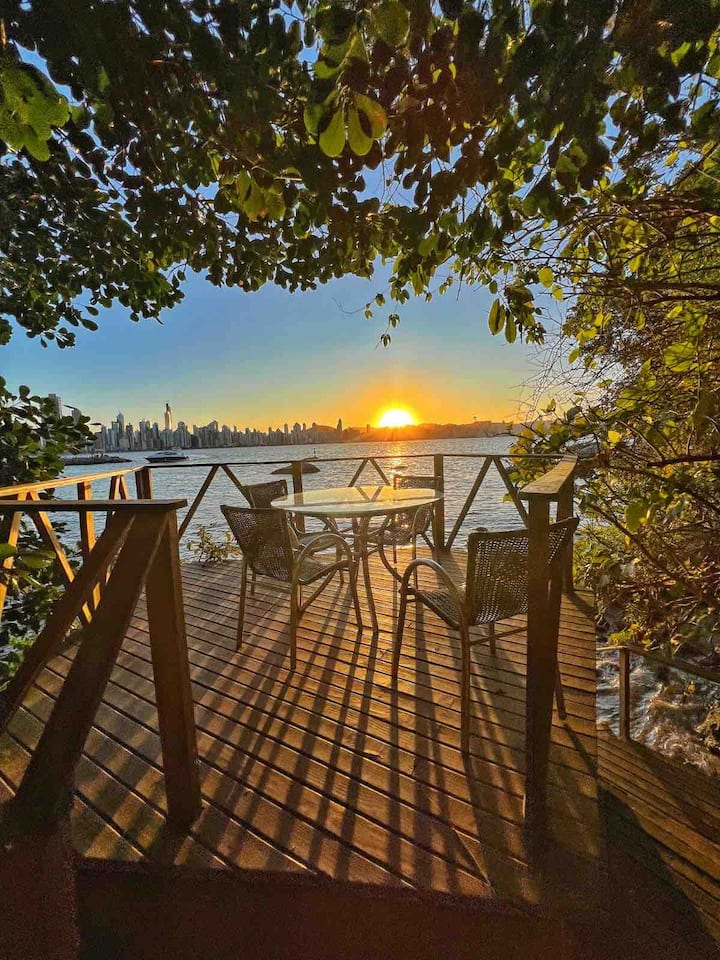 Cabana Aconchegante E Com Vista Frente Mar Em Bc - Balneário Camboriú
