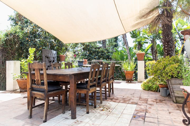 Hollywood Hills Private Guest Suite - Los Angeles, CA