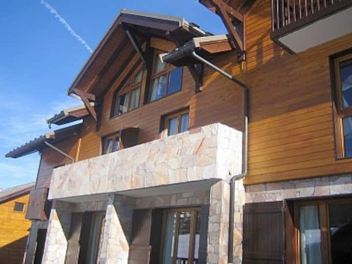 Vars Les Claux - Face Aux Pistes De Ski - Chalet 1 - Les Orres