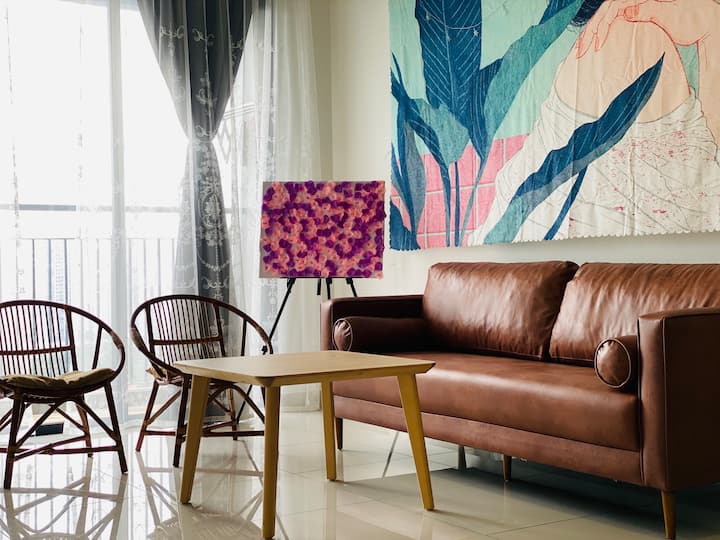 Thesafehouse Bj Station Warm&cozy Set Up 2-9 Pax. - Seri Kembangan