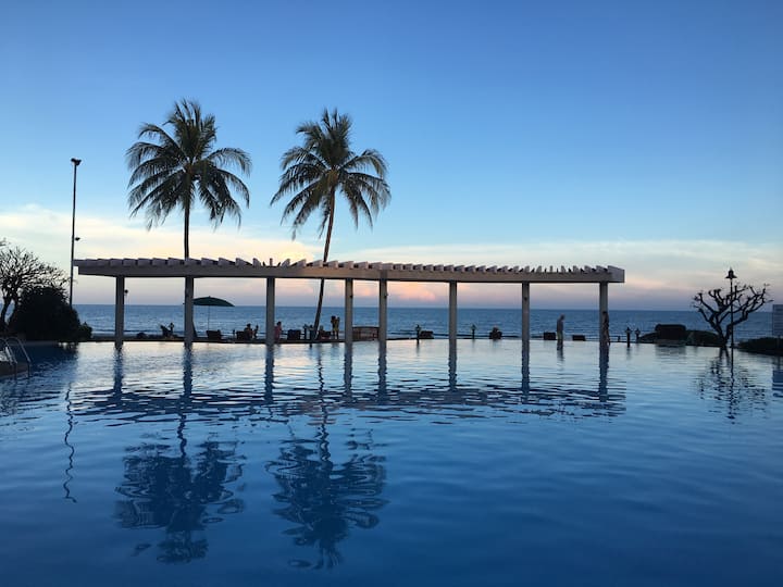 Large 3 Bed/3 Bath Apartment On Beach (Hua Hin) - Hua Hin