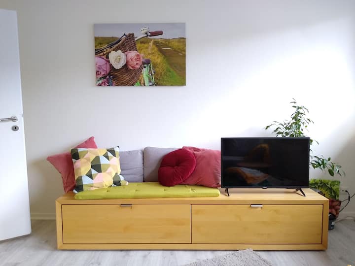 Schöne Helle Wohnung! Zentral In Bremen-neustadt - Bremen