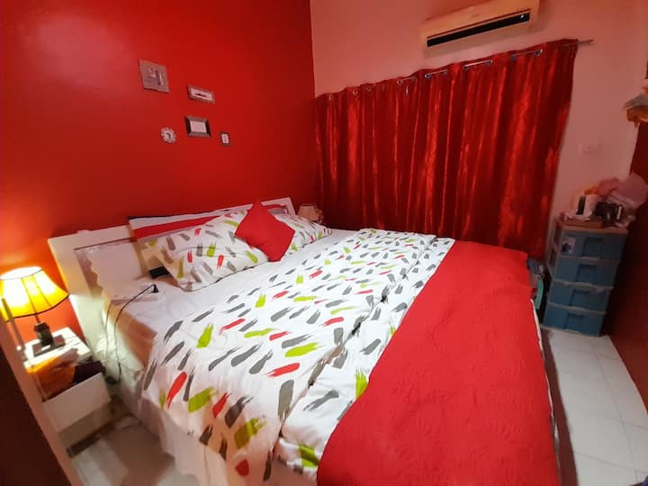 Available Now-within Reach To All Amenities - Antequera (Philippines)