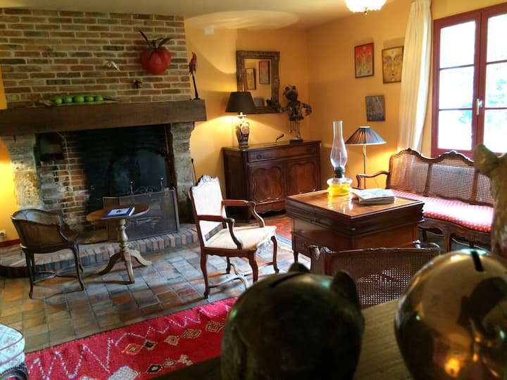Chambre Au Sein De La Duchaylatière
Four à Pain - Châteaudun